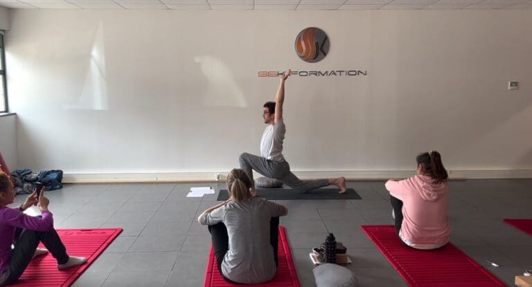 Formation Yoga Thérapeutique Module 1 Le Rachis | SSK Formation